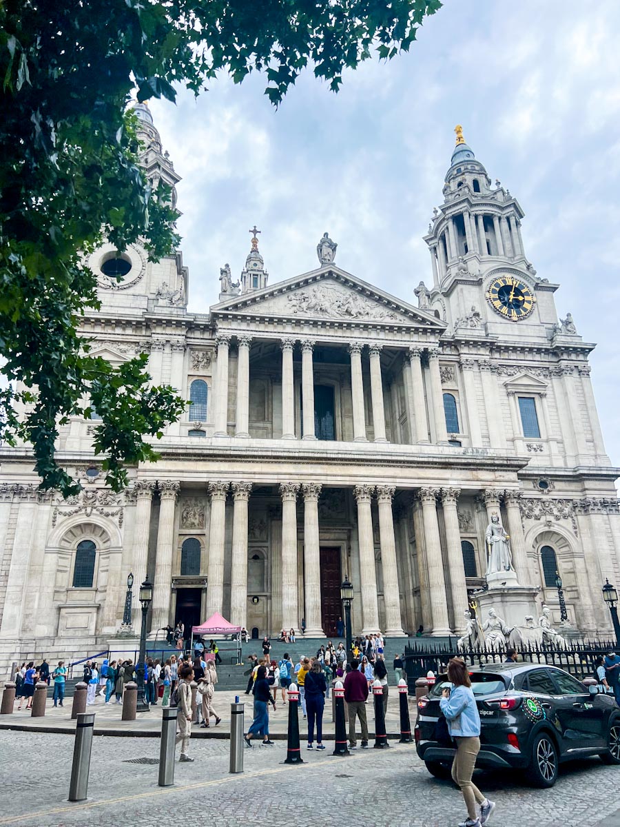 Best Things to do near St Paul's Cathedral London - Like Love London