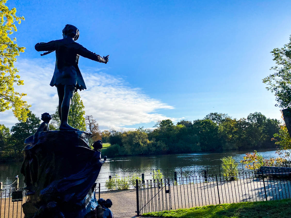 Peter Pan Statue in London - Like Love London